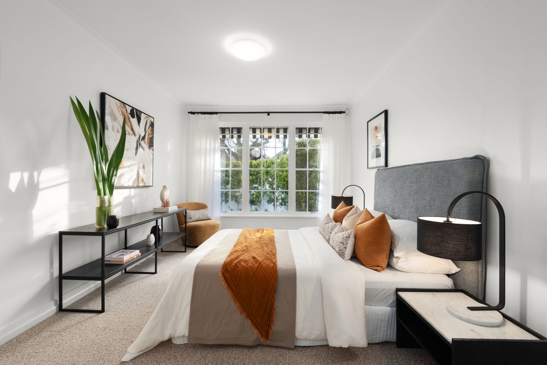 Kay & Burton | 1/22 Mercer Road, Armadale