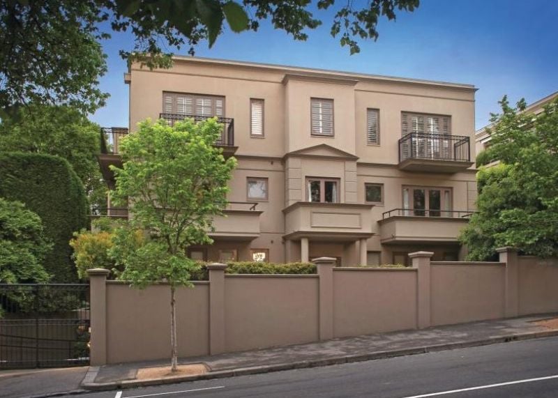 Kay & Burton | 2/122 Anderson Street, South Yarra