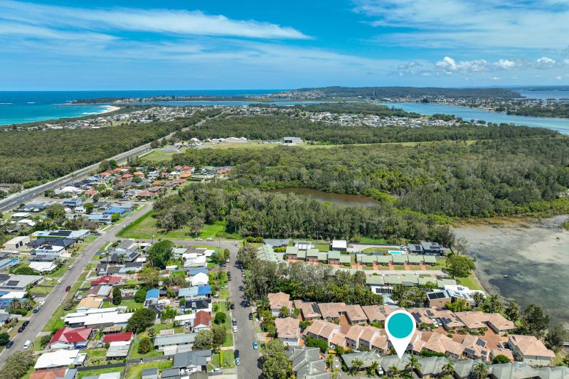 Real Estate For Sale - 2/25-31 Haddon Crescent - Marks Point , NSW