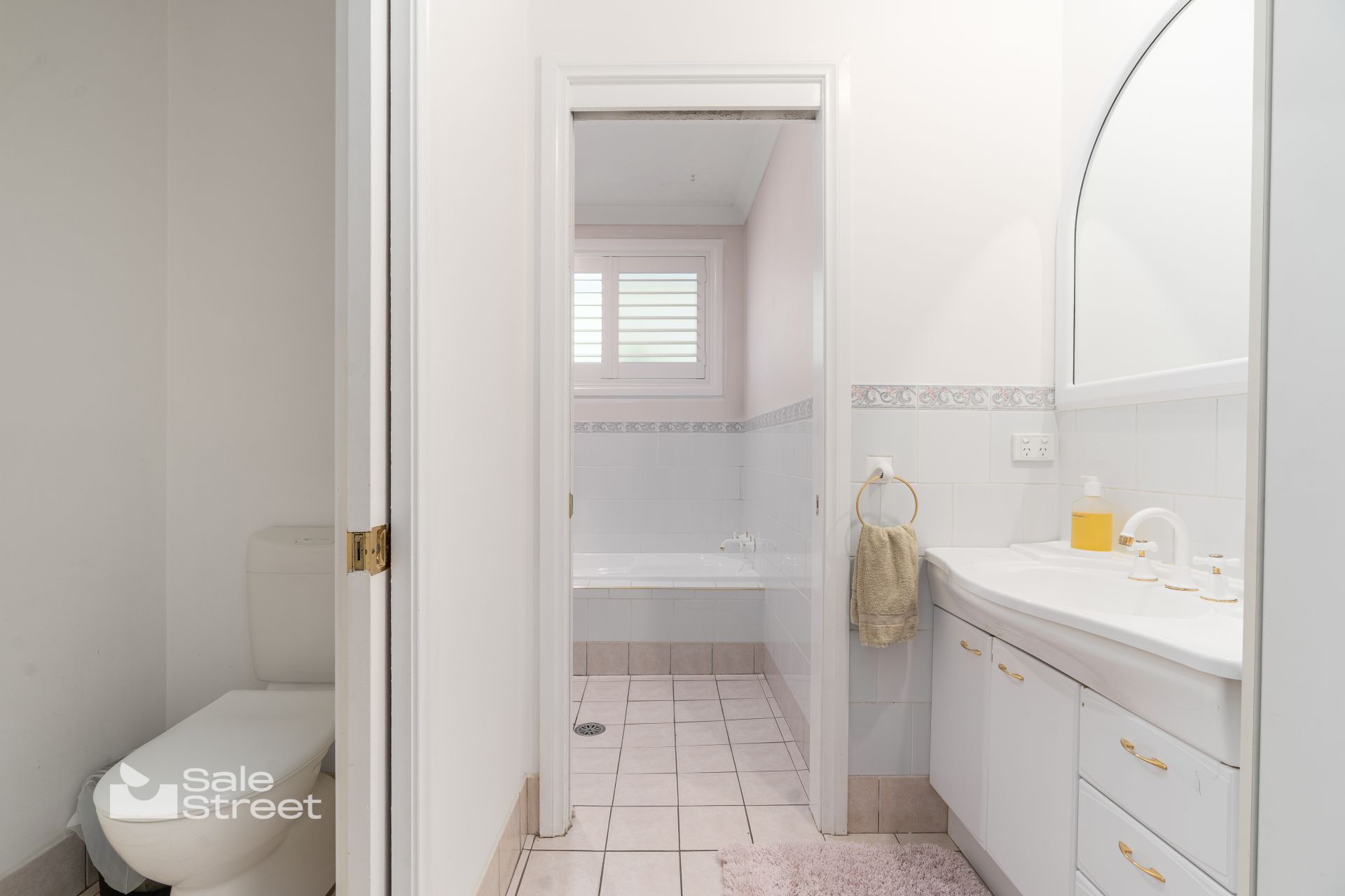 13 Beech Crescent, Orange | Sale Street Real Estate