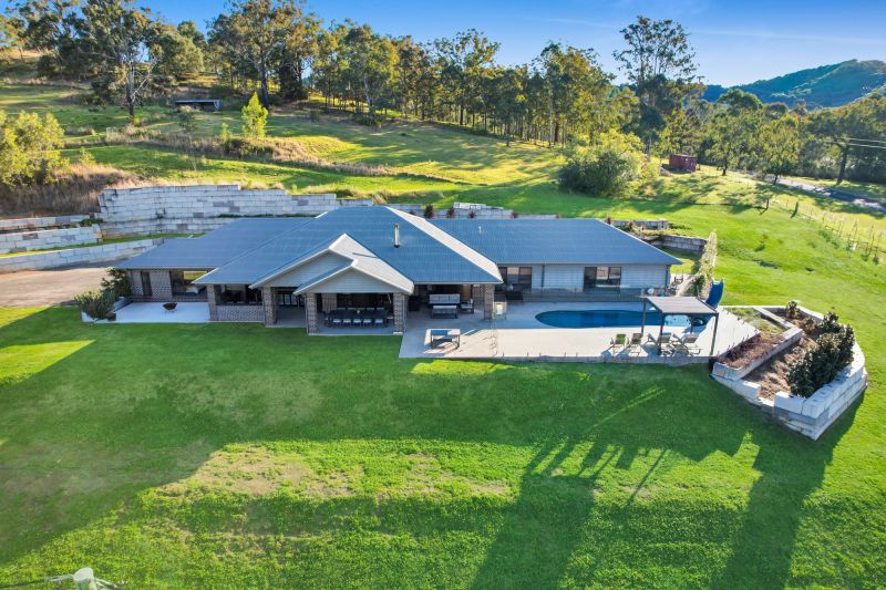 Real Estate For Sale - 10 Alexander Way - Mount Hunter , NSW