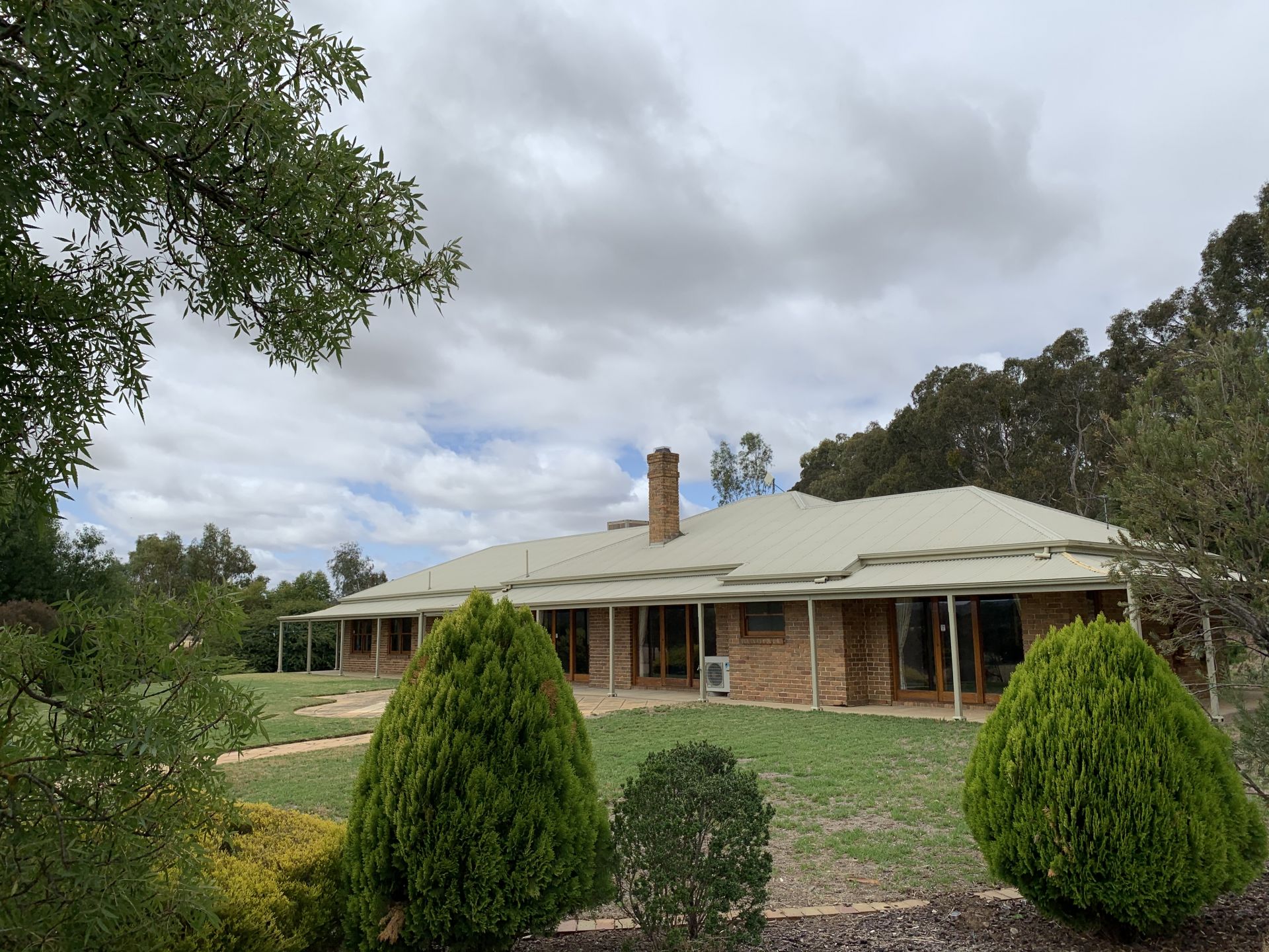 49 Downers Road, Oakbank | Adcock Real Estate