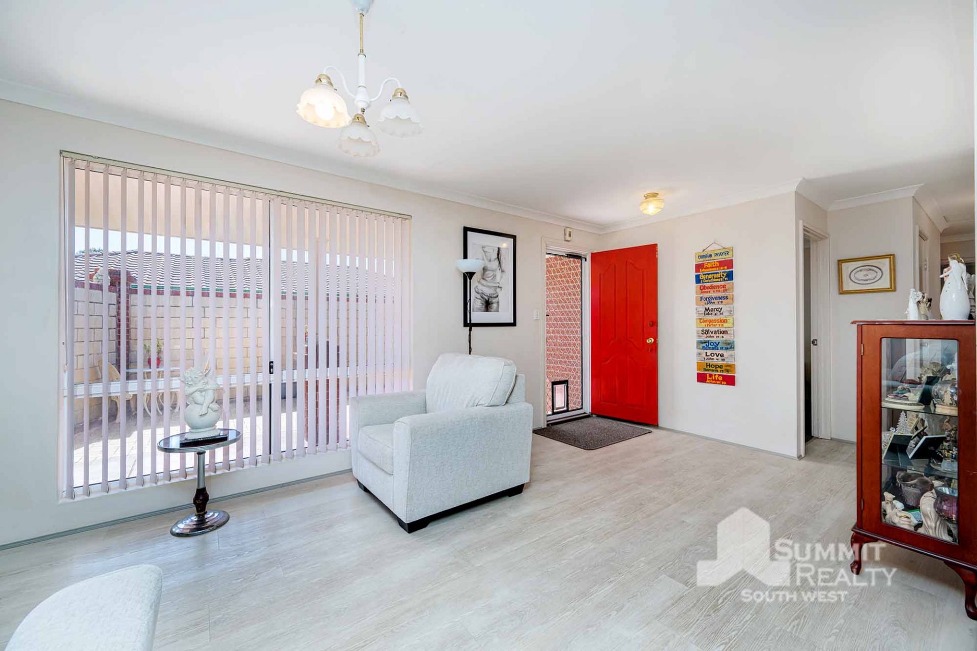 2/10 Nuytsia Avenue, Carey Park | Summit Realty South West