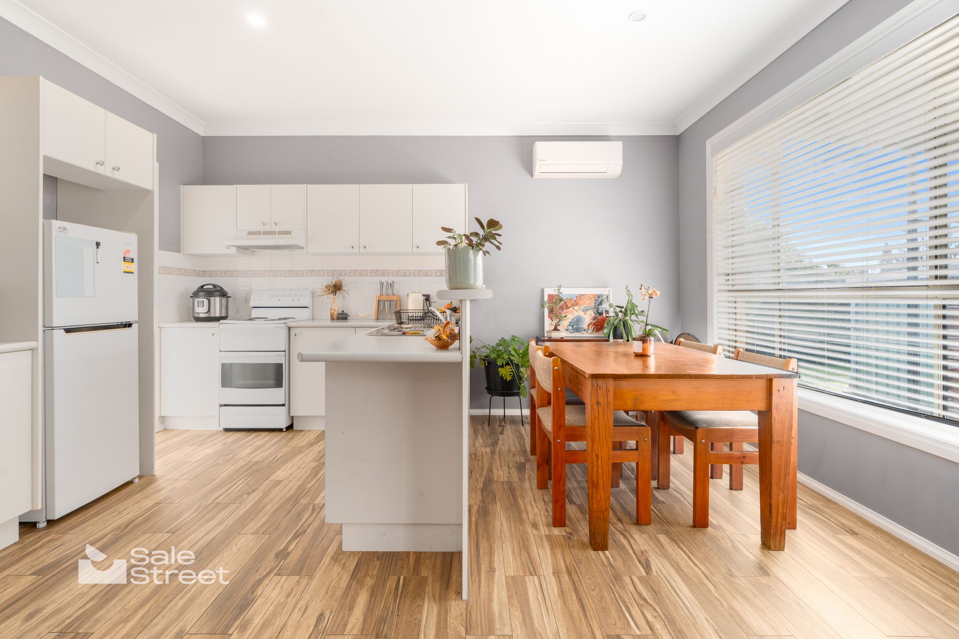 13 Beech Crescent, Orange | Sale Street Real Estate