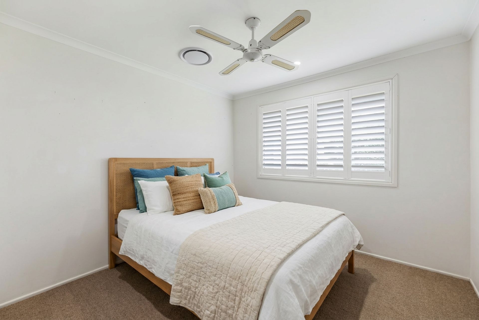 5 Kestrel Drive, Burleigh Waters | Lacey West Real Estate