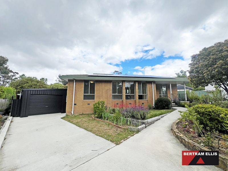 12 Diselma Place, Rivett | Bertram Ellis