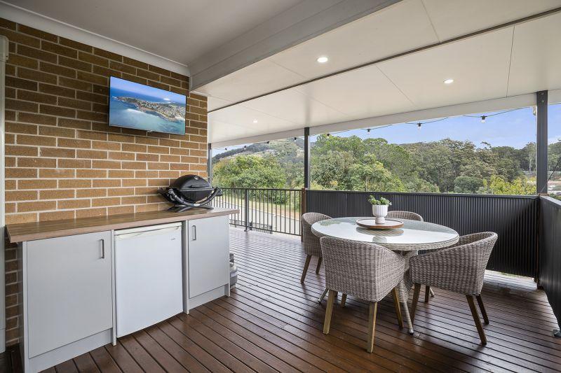 Real Estate For Sale - 16 Bruce Taylor Circuit - Korora , NSW