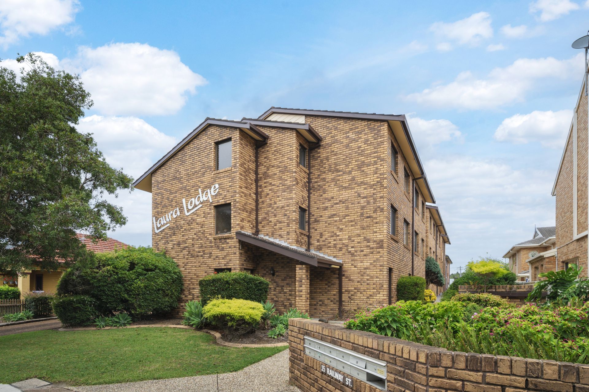 3/35 Railway Street, Merewether | Walkom