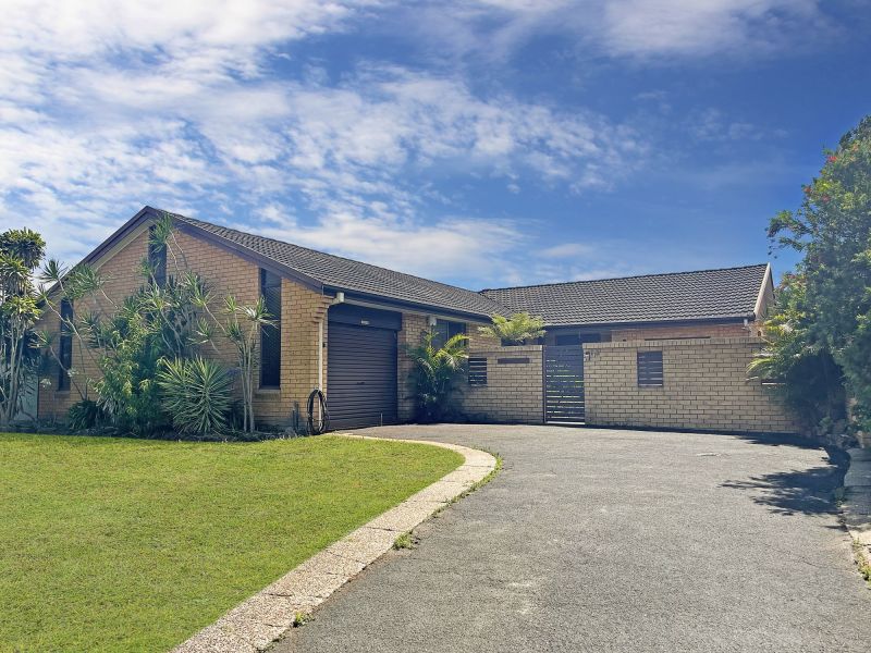 Real Estate For Lease - 13 Helmsman Boulevard - St Huberts Island , NSW