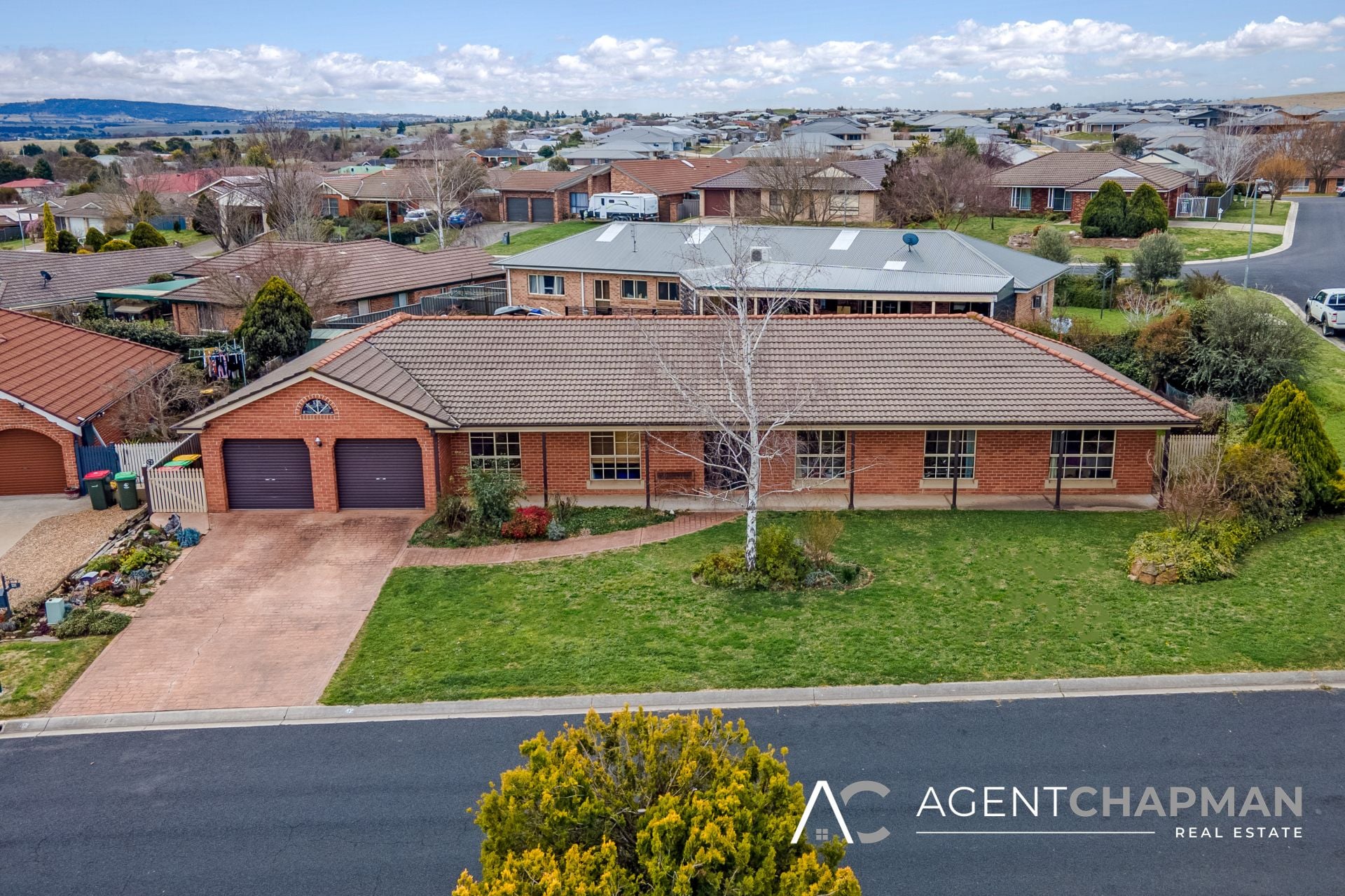 42 Barker Circuit, Kelso | Agent Chapman Real Estate
