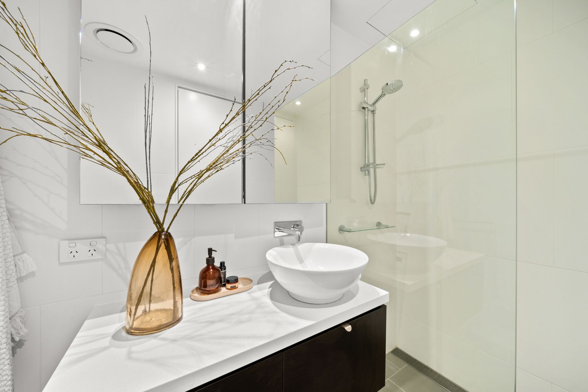 3/50 Lowanna Street, Braddon | Carter and Co Agents