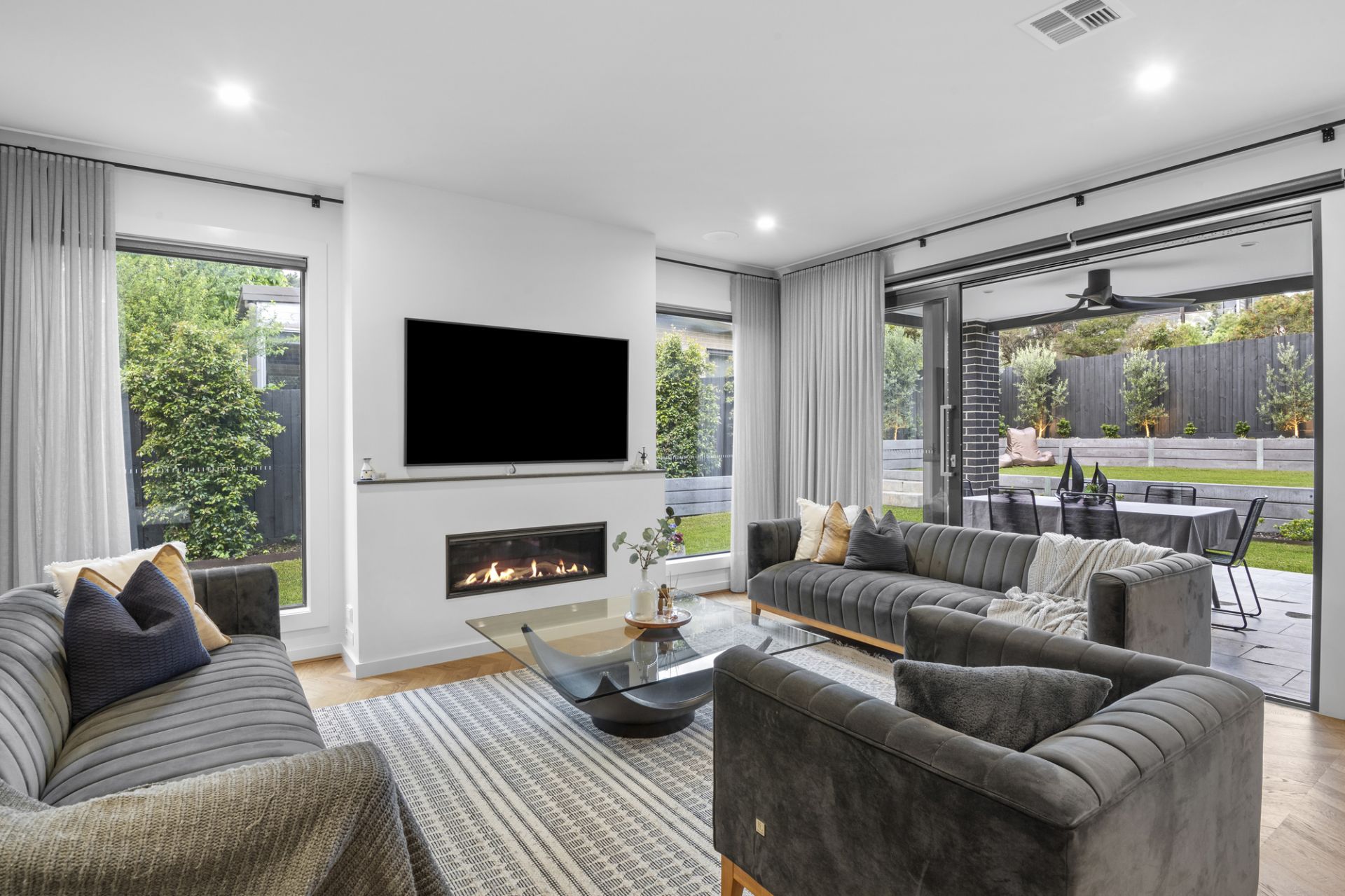 Kay & Burton | 5 Morris Road, McCrae