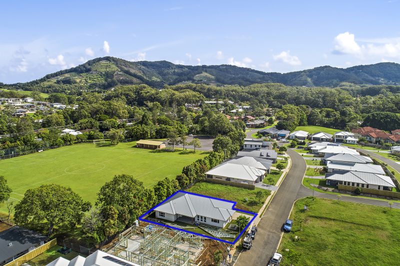 Real Estate For Sale - 16 Trevally Street - Korora , NSW