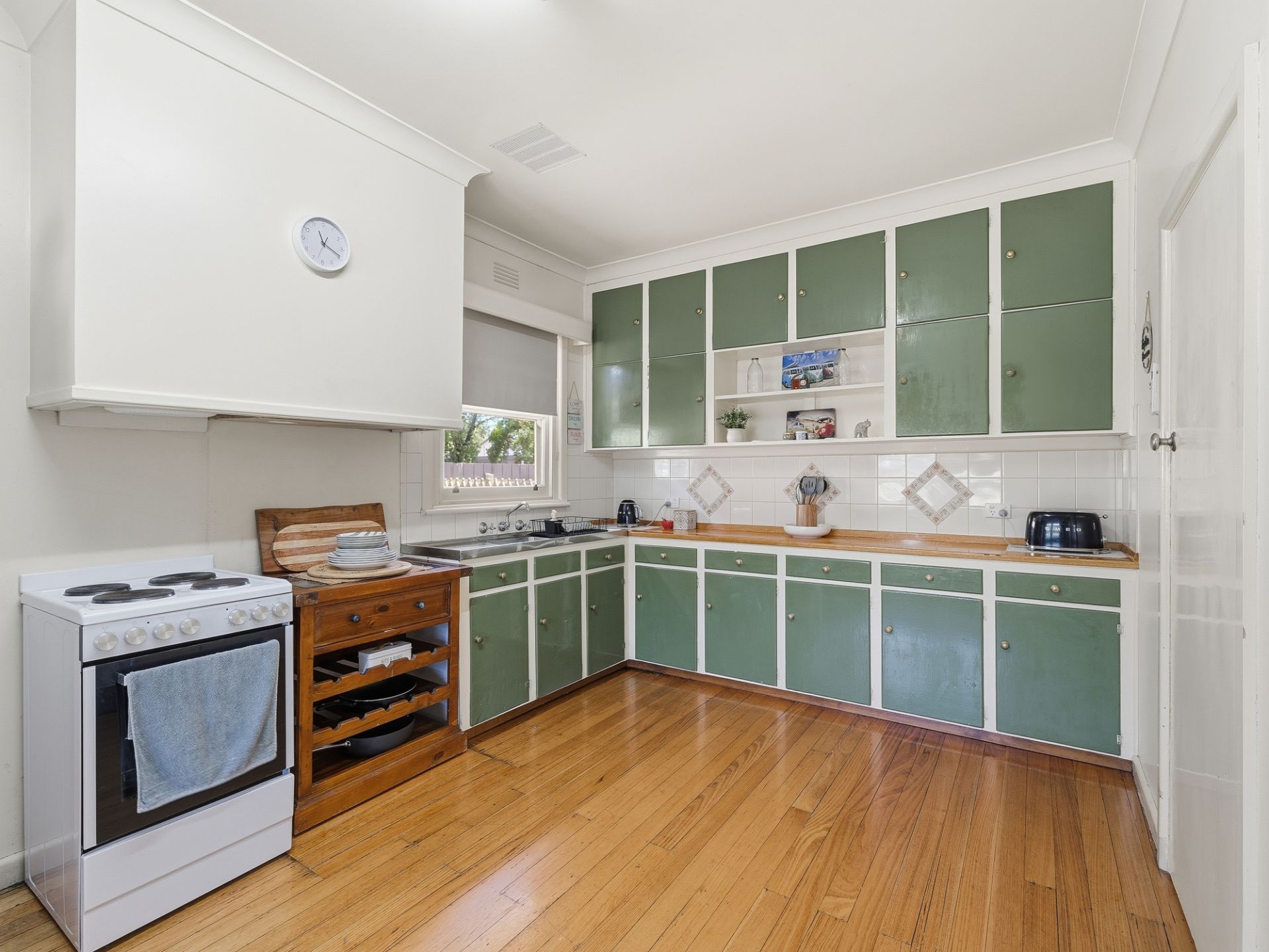 1 Swanlea Avenue, BENALLA | Living Here Benalla