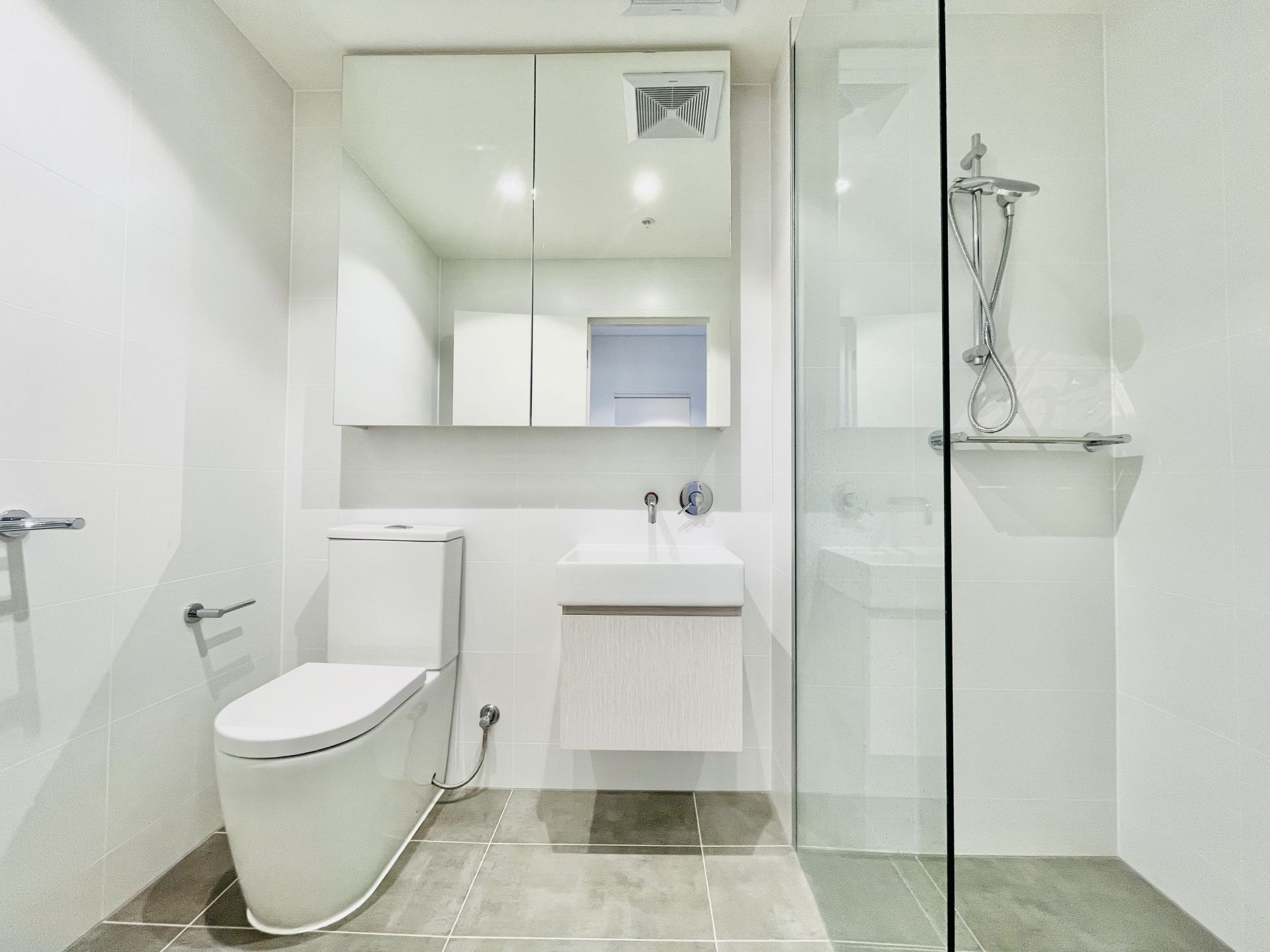 Real Estate For Lease - F1006/32 Shepherd Street - Liverpool , NSW